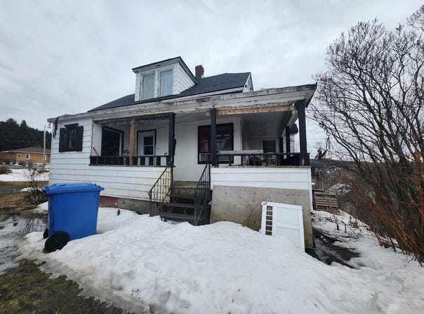 168 Rue Beaulieu, Causapscal, QC G0J1J0, CA, Causapscal, Québec House ...