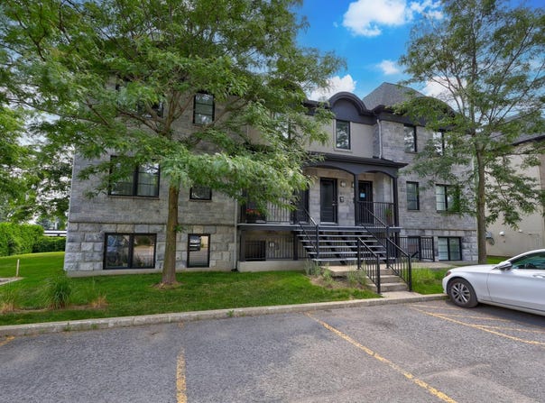 808 Rue Notre-Dame, Repentigny, QC J5Y1B6, CA, Repentigny, Québec ...