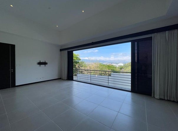 Modern apartment for rent beautiful view 3 bedrooms Guachipelin Escazu ...