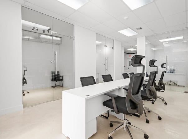 ONE WEST PLAZA, New Providence/Paradise Island,