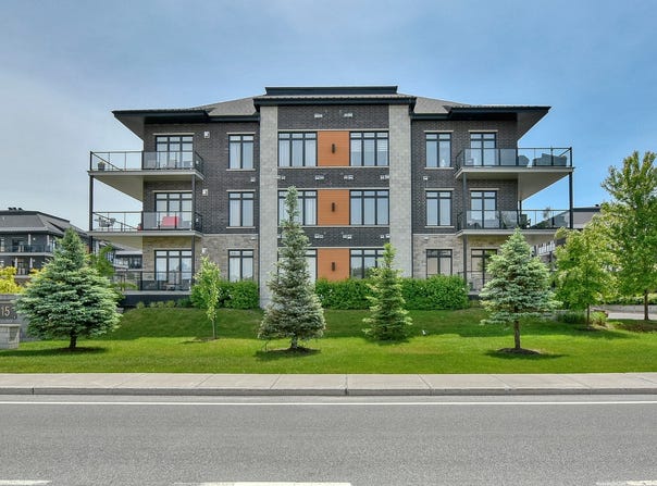 18500 Rue J.-A.-Bombardier, Mirabel, QC J7J0R3, CA, Mirabel, Québec ...