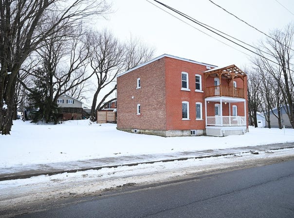 202-206 Rue St-Charles, Princeville, QC G6L4W4, CA, Princeville, Québec ...