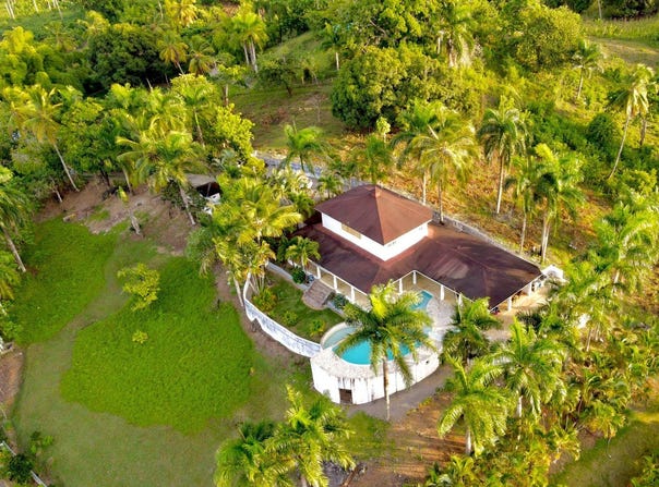 Centro Del Pueblo O El Limón, Samaná, Samana 32000 House for Sale ...