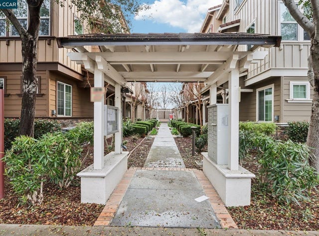 6759 S Mariposa Ln, Dublin, CA 94568 Townhouse for Sale - RealEstate KH