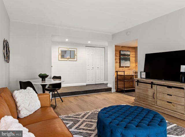 11813 BRETON Court unit: 1A, RESTON, VA 20191 Apartment for Sale ...