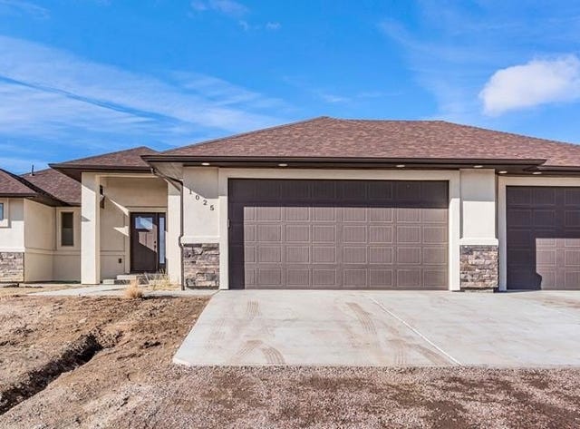 1025 N Dalton Brothers Dr, Pueblo West, CO 81007 House for Sale ...