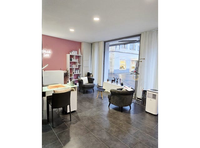 Les Bains, Yverdon-les-Bains, Vaud 1400 Retail for Sale - RealEstate KH