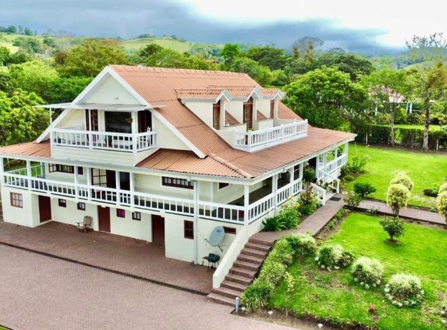 F3X7+Q37, Guanacaste Province, Tilarán, Costa Rica, Tronadora ...