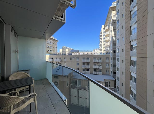 EuroCity, EuroCity, EuroCity GX11 1AA Apartment for Sale - realestate ...