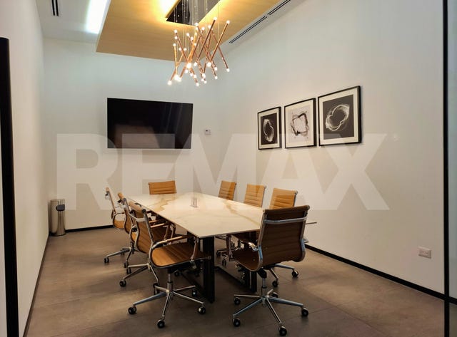 Edificio 01010, Ciudad de Guatemala zona 10, Zona 10, Guatemala, Zona 10, Guatemala City ...