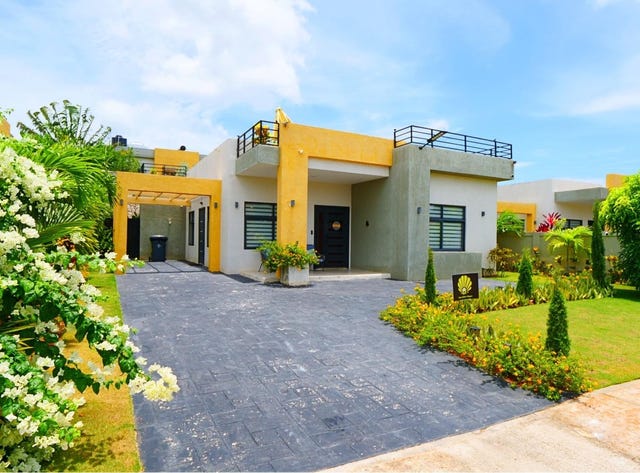 PYRAMID POINT unit: 83, Ocho Rios, St. Ann Parish House for Rent ...