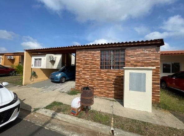 Lote y Casa No. 190, ubicada en Calle 10, Urbanización Las Arboledas ...