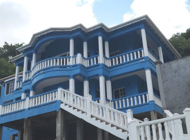 Diamond, St. George, St. Vincent, Diamond Village, St. Vincent, Diamond ...