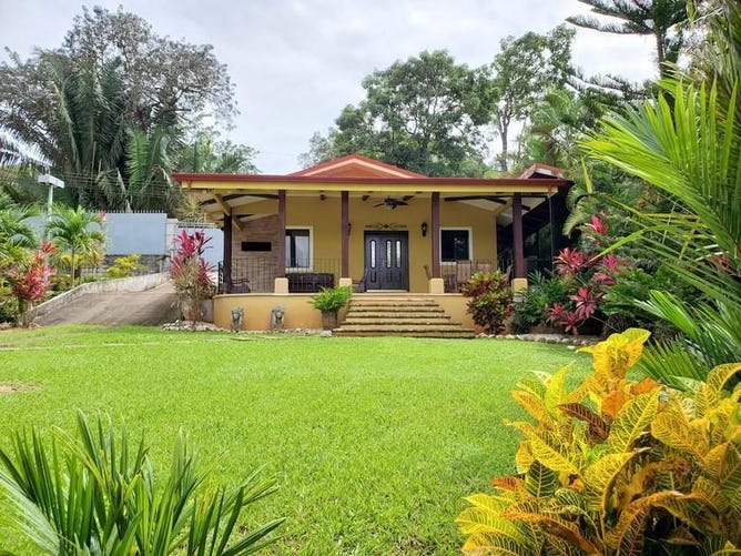 Casa Luz: Casa Luz is a traditional Costa Rican style home, with a ...