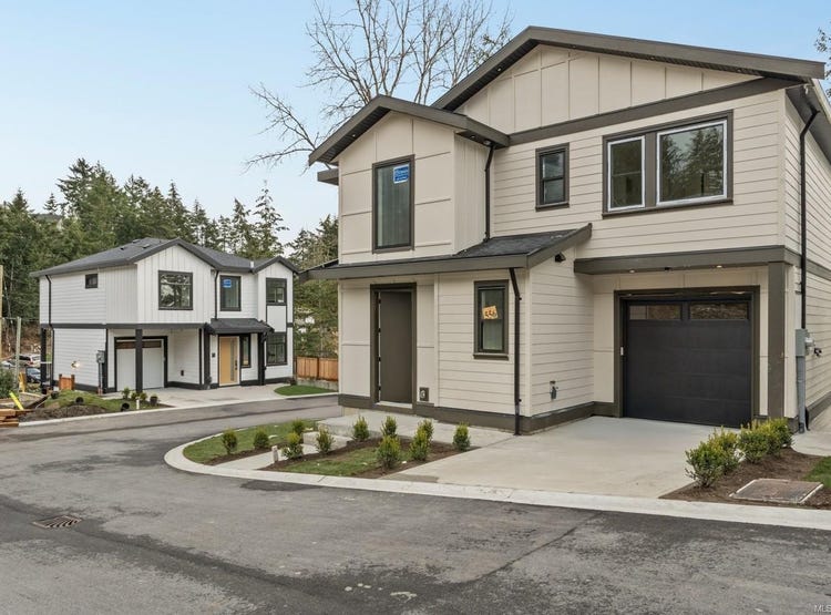 556 Belford Pl, Langford, British Columbia V9B 6C1 House for Sale ...