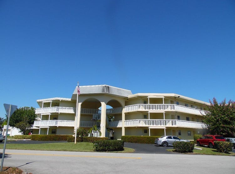 1100 Ponce De Leon Circle, Vero Beach, FL 32960 Apartment for Rent ...