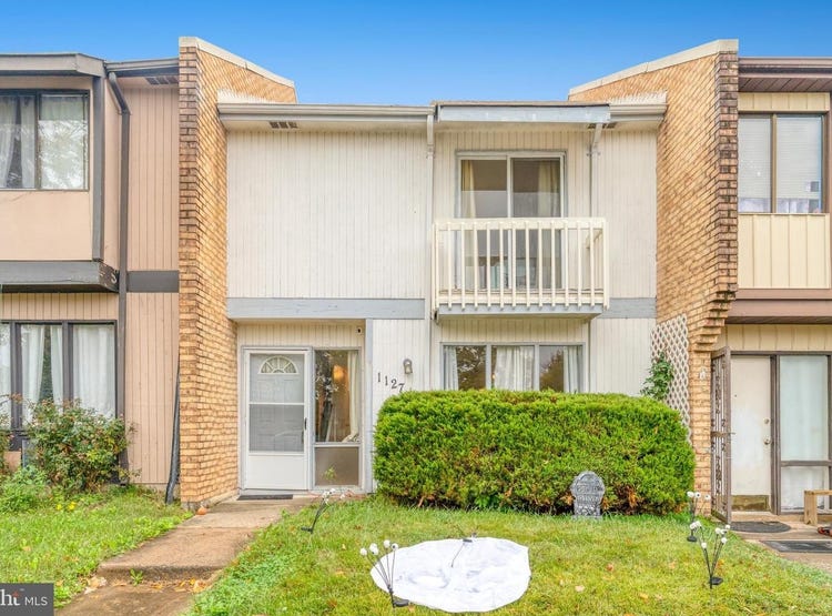 1127 SHANNON PL, HERNDON, VA 20170 Townhouse for Sale - realestate.com.au