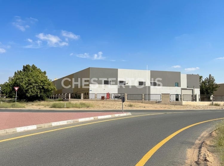 STAND ALONE | 400 KW | CAR GARAGE | AC INSTALLED Phase 1, Dubai, Dubai ...