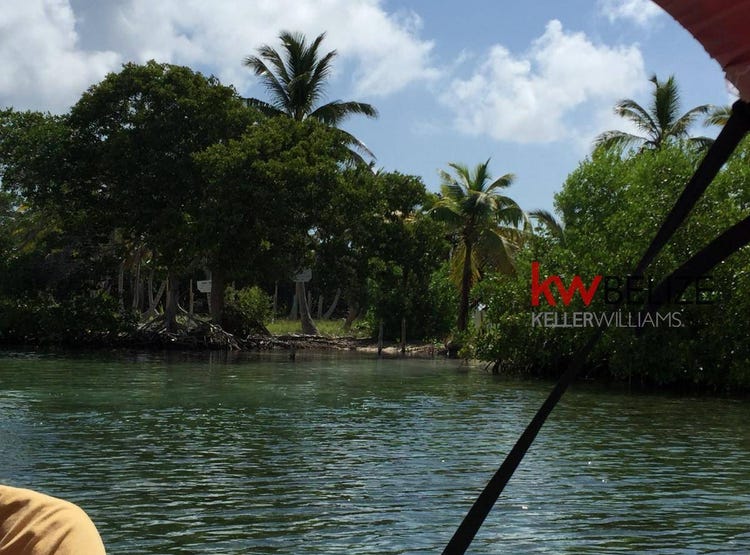 Belize Two Lots on Monkeyman Caye-Turneffe Atoll, Monkeyman Caye ...