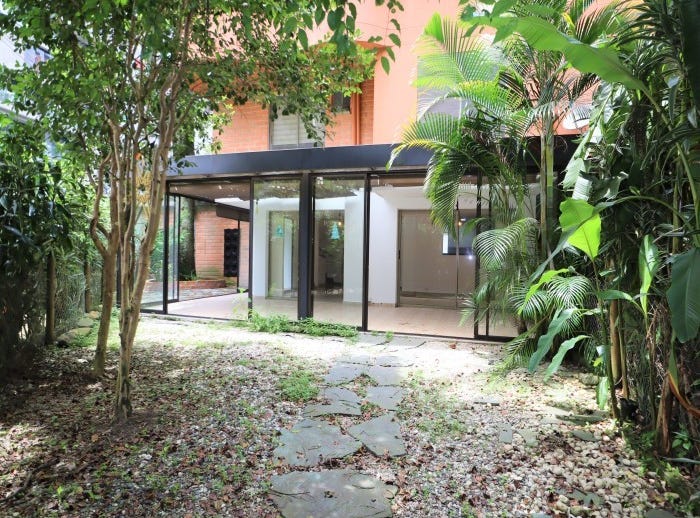 Cra. 42 #5 sur 46, El Poblado, Medellín, El Poblado, Medellín ...