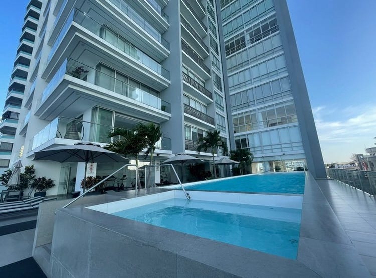 Luxe Living on the Salinas Malecón – Oceanfront High-Rise with Resort ...