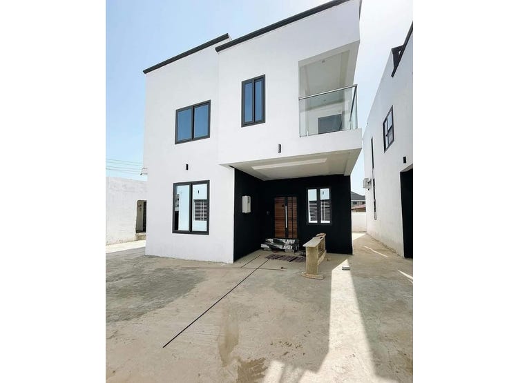 Botwe ASHALE BOTWE 3 BEDROOM, Accra, Greater Accra Region Townhouse for ...