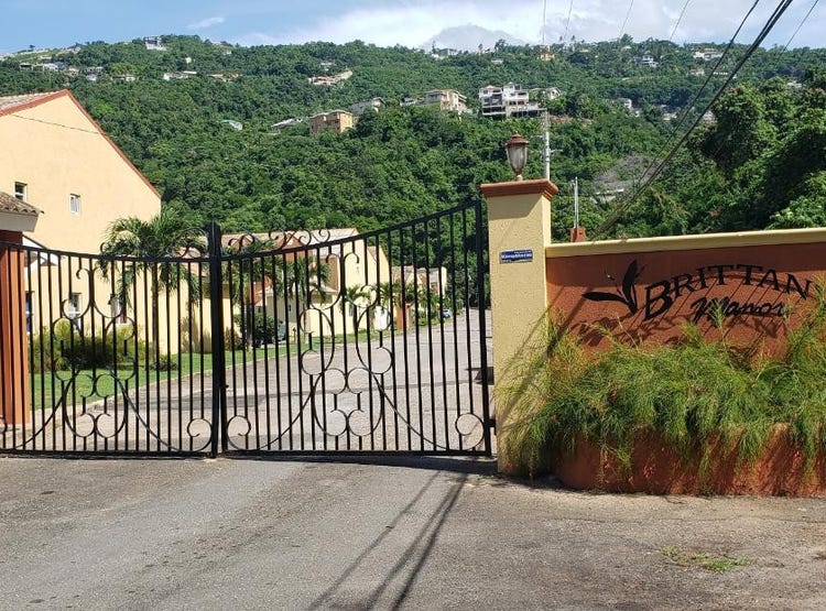 10 WATERVALE AVENUE, Havendale, St. Andrew Parish House for Sale ...