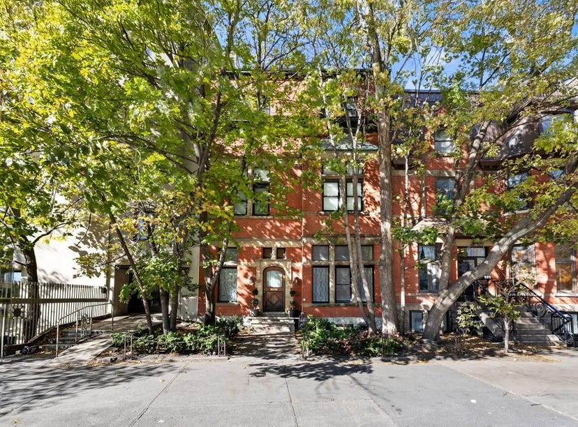 1869 Boul. René-Lévesque O., Montréal (Ville-Marie), Québec H3H 2P5 ...