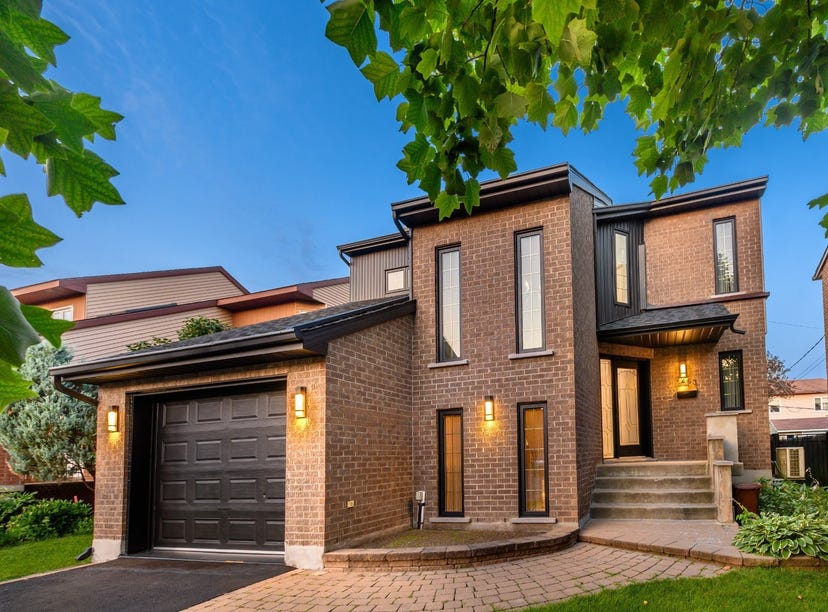 7263 Rue Louis-Hébert, Longueuil (Saint-Hubert), Québec J3Y 8G1 House ...