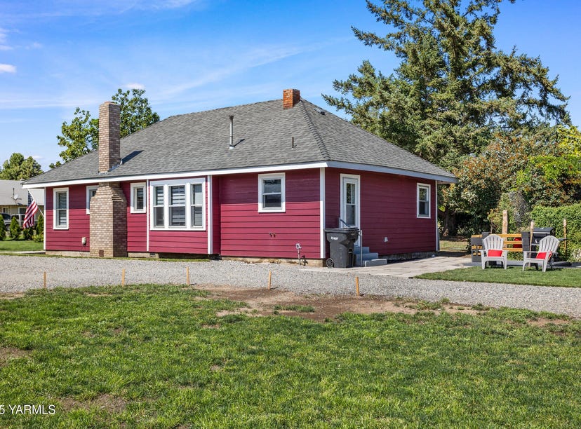 10309 Hughes Rd, Yakima, WA 98903 House for Sale - realestate.com.au