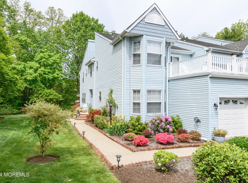 1 Colonial Square, Middletown, NJ 07748 Apartment for Sale - realestate ...