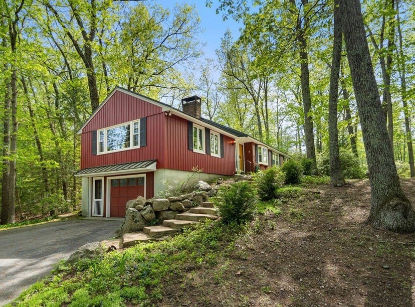 12 Lord Jeffrey Drive, Amherst, NH 03031 House for Sale - realestate.com.au