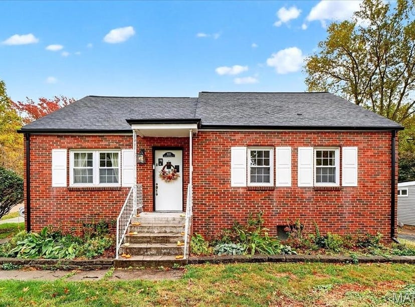 300 S Charles Street, Edwardsville, IL 62025 House for Sale - RealEstate KH