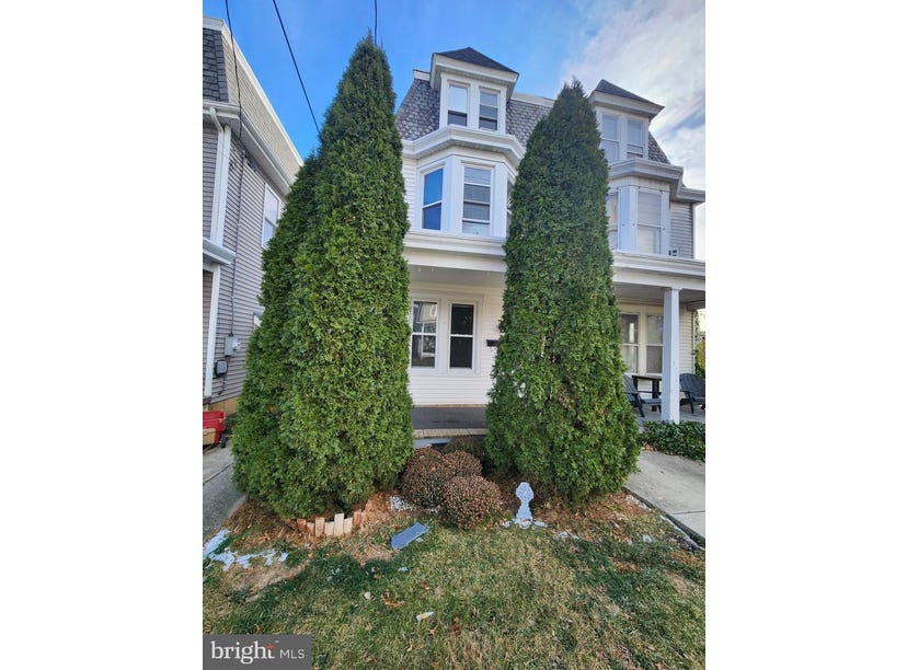 33 E GRAMBY Street, MANHEIM, PA 17545 Townhouse for Sale - realestate ...