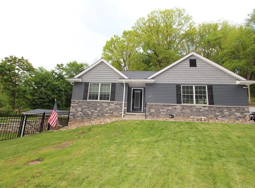 1003 Laurel Hill Dr, West Homestead, PA 15120 House for Sale ...