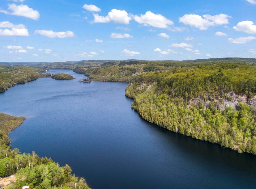 Ch. du Lac-de-la-Truite, Mansfield-et-Pontefract, QC J0X1R0, CA ...