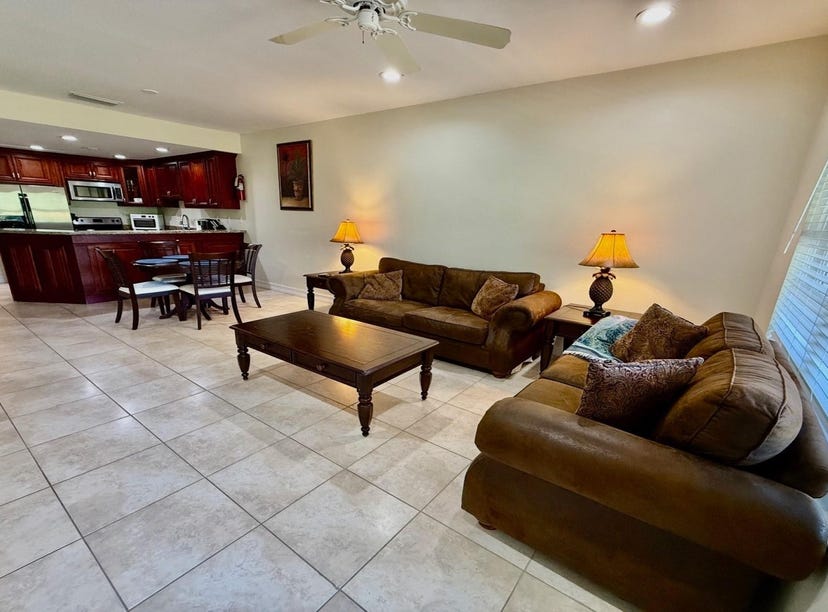 BLUE MARLIN COVE unit: 20, Grand Bahama/Freeport Unit for Sale ...