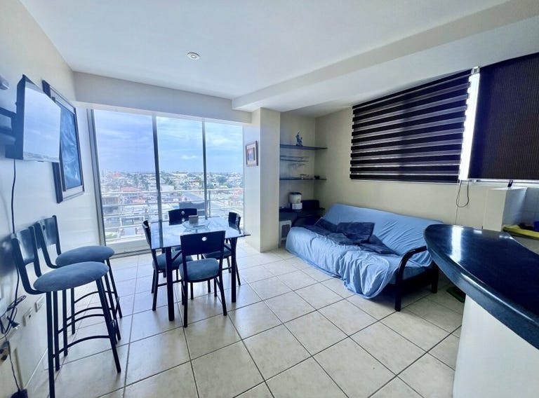 SALINAS SAN LORENZO: ONE BLOCK FROM THE BEACH WITH POOL AND PARKINGsan ...