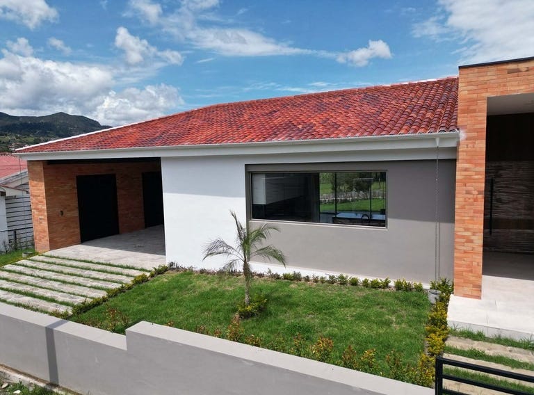 VERY SPECIAL 3.791, 34 SQ. FT HOME ON A 8.128, 89 LOT IN THE BEAUTIFUL ...