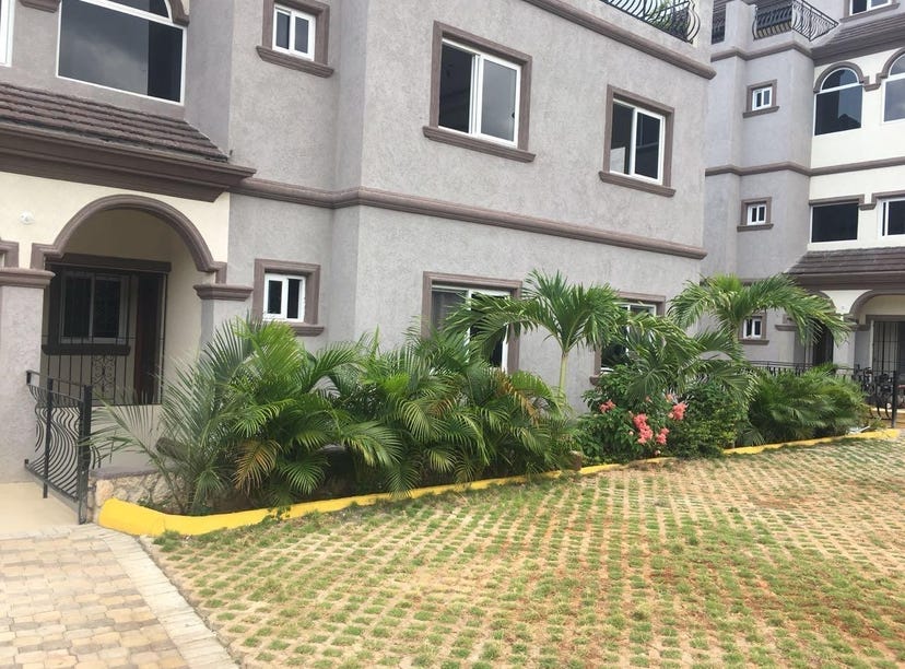 11A BELVEDERE ROAD, RED HILLS, Kingston 19, St. Andrew Parish House for ...