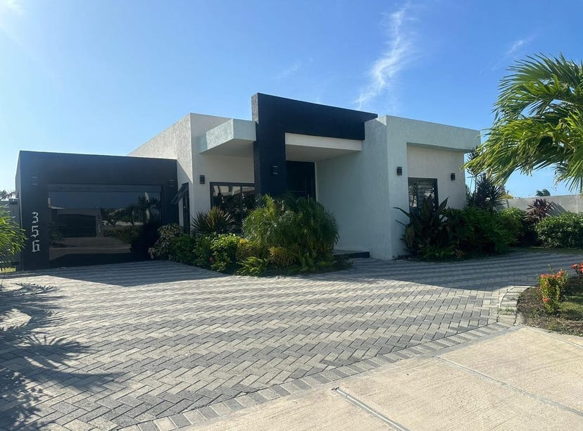 PARADISIAC BEACH CLUB unit: 463 Ruby, Richmond, St. Ann Parish House ...