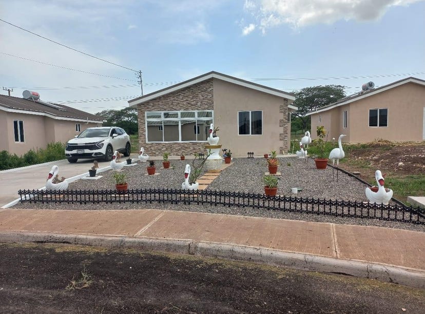 549 WHIM ESTATES, Old Harbour, Saint Catherine Parish House for Rent ...