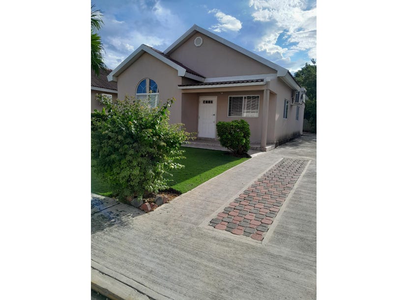 ARNOLD PALMER LOOP, Caymanas Estates, St. Catherine House for Rent ...