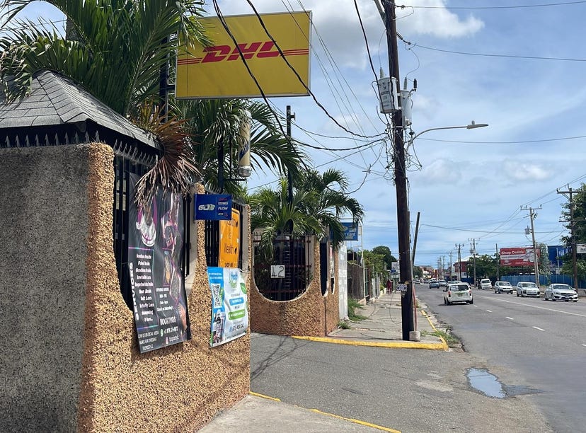 42 HALF WAY TREE ROAD unit: 3, Kingston 5, St. Andrew Parish Offices ...