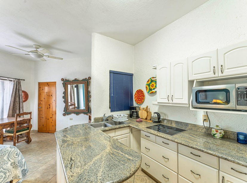 39 P.º de La Marina, Cabo San Lucas, Baja California Sur 23450 ...