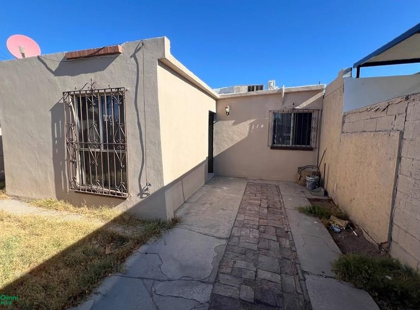 AV. ISLA DE MADAGASCAR 647, Jardines Del Lago, Mexicali, Baja ...
