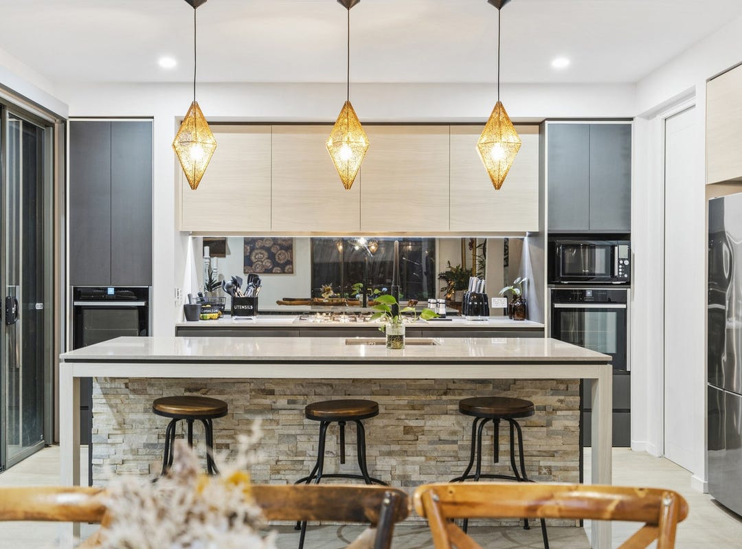 101 Flametree Circuit, Arundel, Qld 4214 House for Sale - RealEstate KH