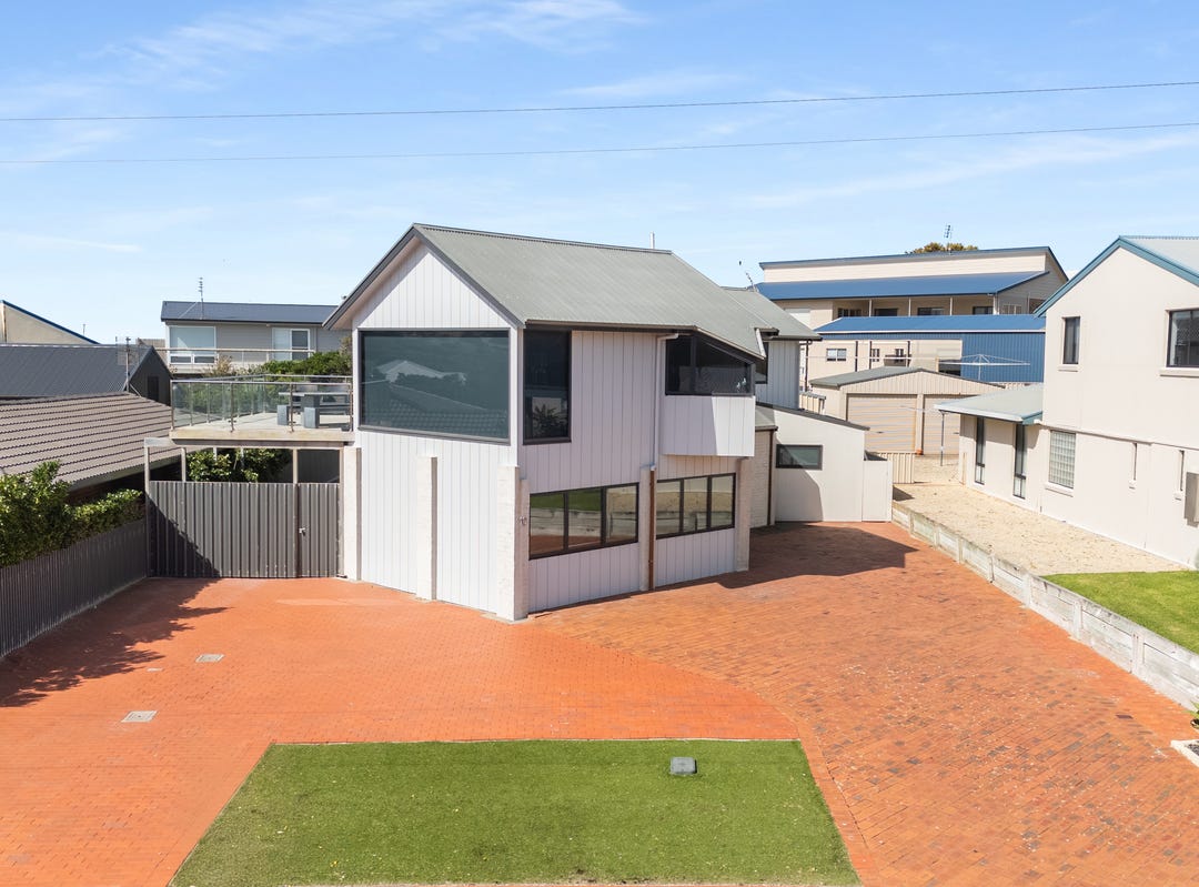 10 Bermingham Crescent, Robe, SA 5276 House for Sale - RealEstate KH