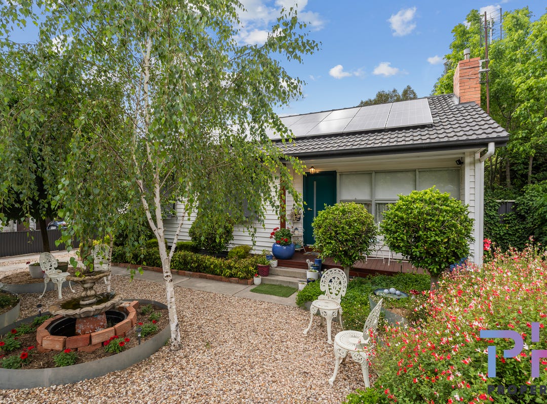 19 Mackenzie Street West, Golden Square, Vic 3555 House for Sale ...