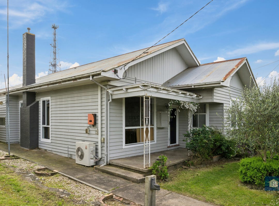 15 Bath Street, Colac, Vic 3250 House for Sale - RealEstate KH
